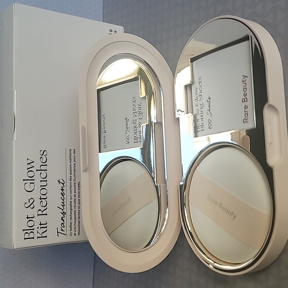 Rare Beauty | Makeup | Rare Beauty Blot Glow Kit Retouches Translucent ...